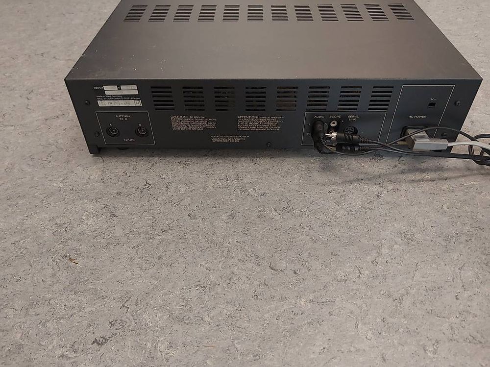 Revox CD B126 und Tuner (Gebraucht) in Suhr für CHF 100 – nur Abholung ...