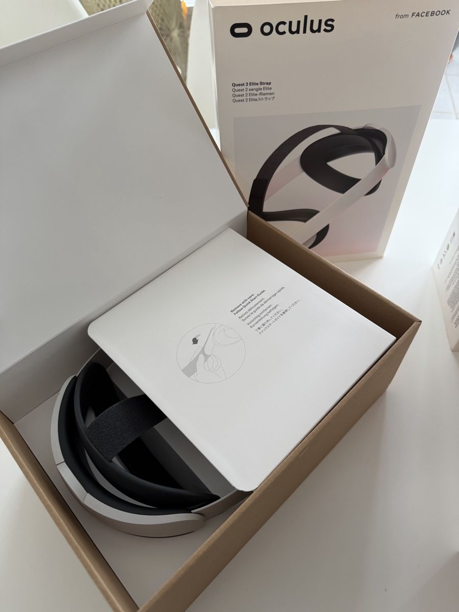 Meta Oculus Quest 2 VR Brille + Accessories Bundle (Gebraucht) in Binz ...