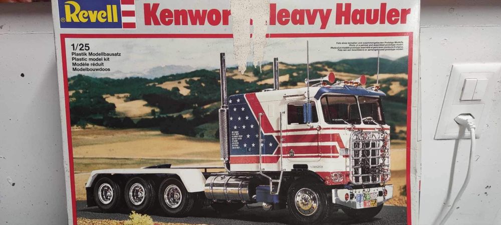 Kenworth Heavy Hauler Revell 1.25 (Neu (gemäss Beschreibung)) in Bühler ...