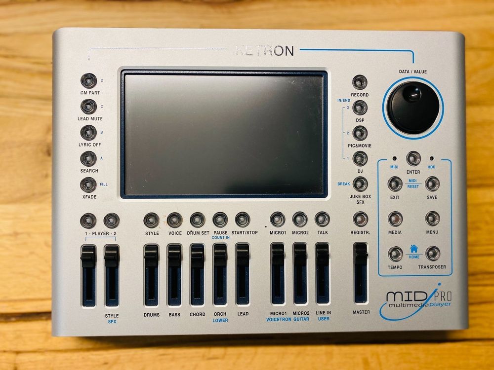 Midjay Pro Ketron (Gebraucht) in Laupersdorf für CHF 1650 – mit Lieferung auf Ricardo kaufen