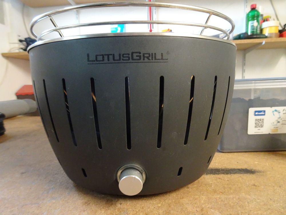 Lotus Tischgrill anthrazit 32cm (Gebraucht) in Mörschwil für CHF 75 ...