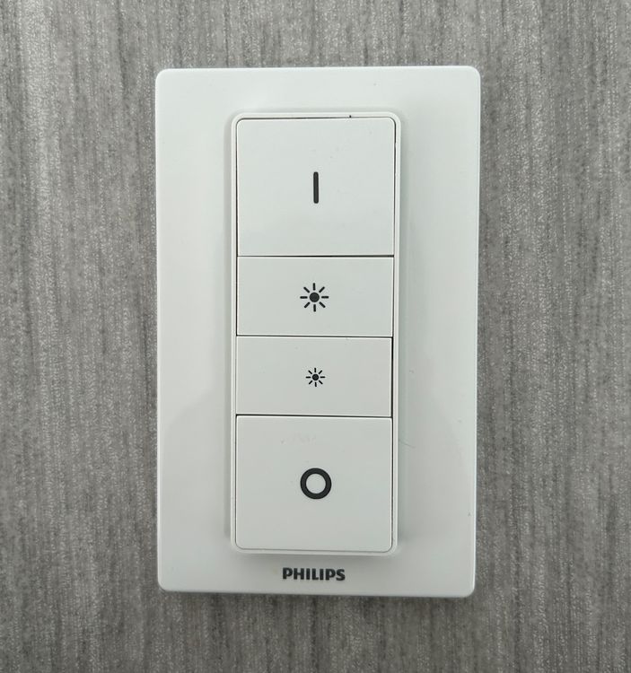 Philips Hue Dimmer Switch (Gebraucht) in St-Sulpice VD für CHF 7 – mit ...