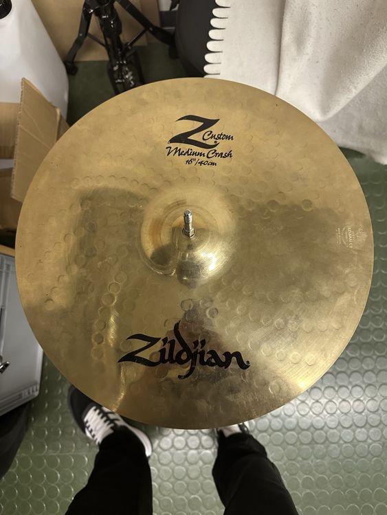 Zildjian Z Custom Crash 16" Becken (Gebraucht) in Tamins für CHF 129 – mit Lieferung auf Ricardo ...