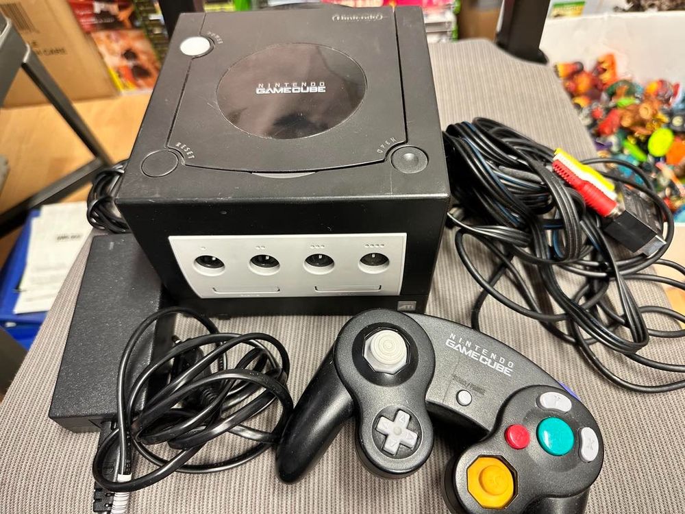 Console Nintendo Game Cube (Gebraucht) in Giubiasco für CHF 80 – mit ...