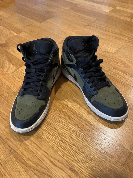 Air Jordan 1 mid army green/black (Gebraucht) in für CHF 80 – mit ...
