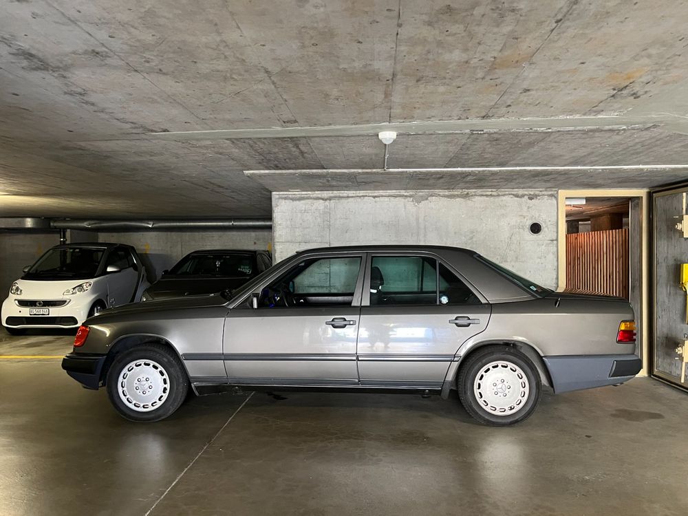 Mercedes Benz 300D, W124 mit Klimaanlage, Automat, ASD, ... (Gebraucht ...