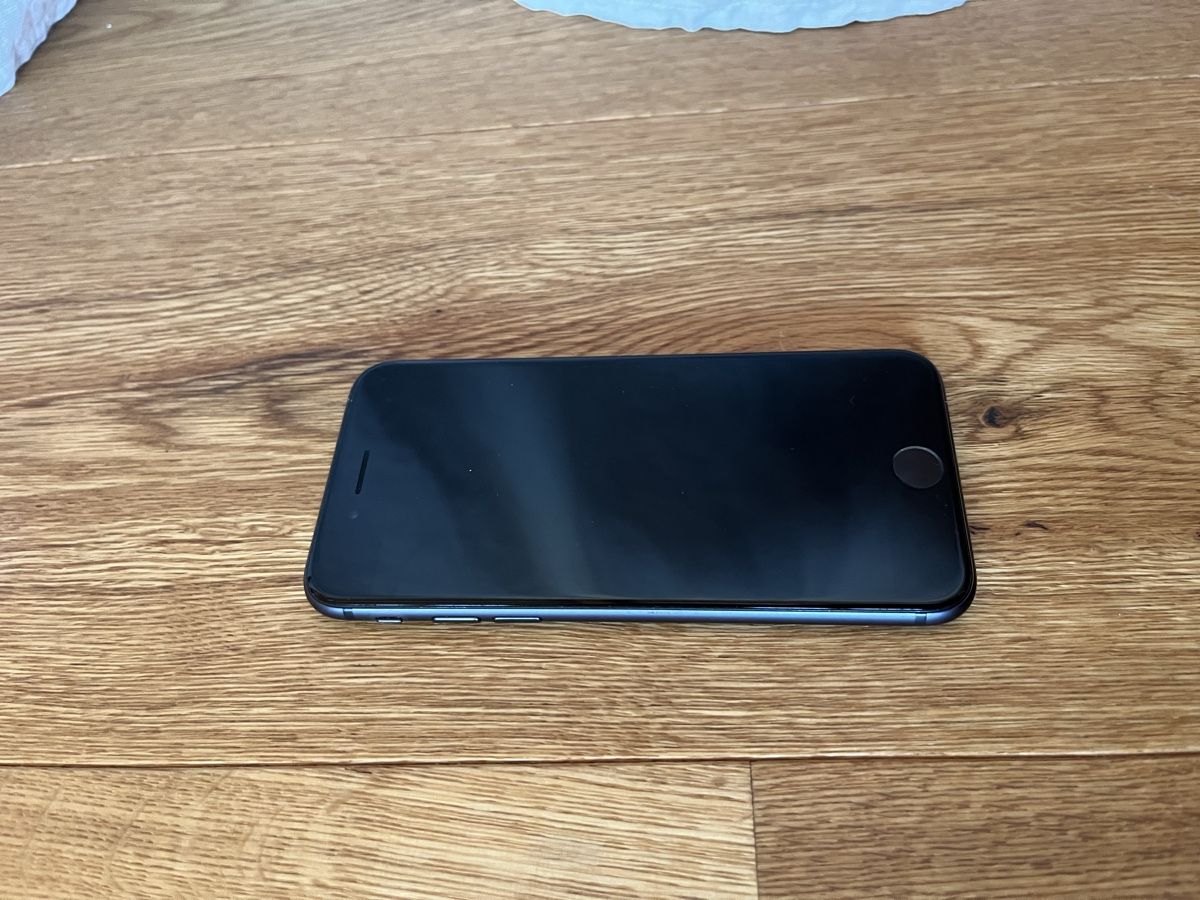 iPhone 8, 64GB, Space Grey - Top Zustand, Sofort verfügbar! (Gebraucht ...
