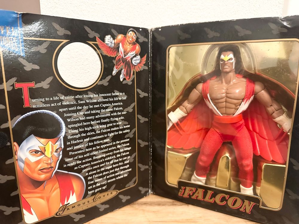 Toy Biz Marvel Famous Cover Series THE FALCON 90er neu (Neu und ...
