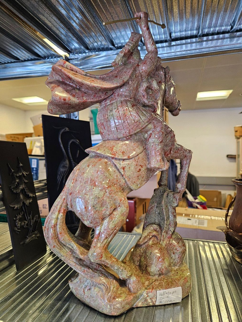 Edelstein Pferd mit Krieger Reiter aus Heliotrop H 45 x 25cm (Neuf ...