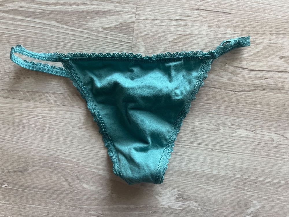 2 Sexy String / Tanga Gebraucht in S/M ab 5.00 CHF !!! (Gebraucht) in ...