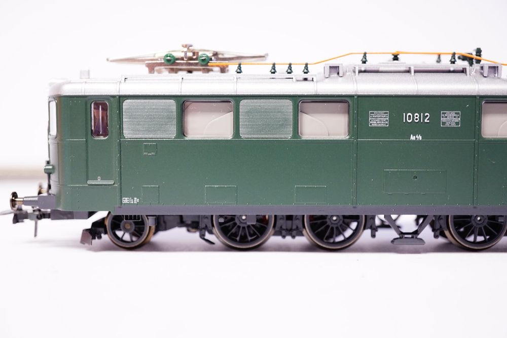 2ß Roco 63530 SBB Ae 4/6 10812 grün | Kaufen auf Ricardo