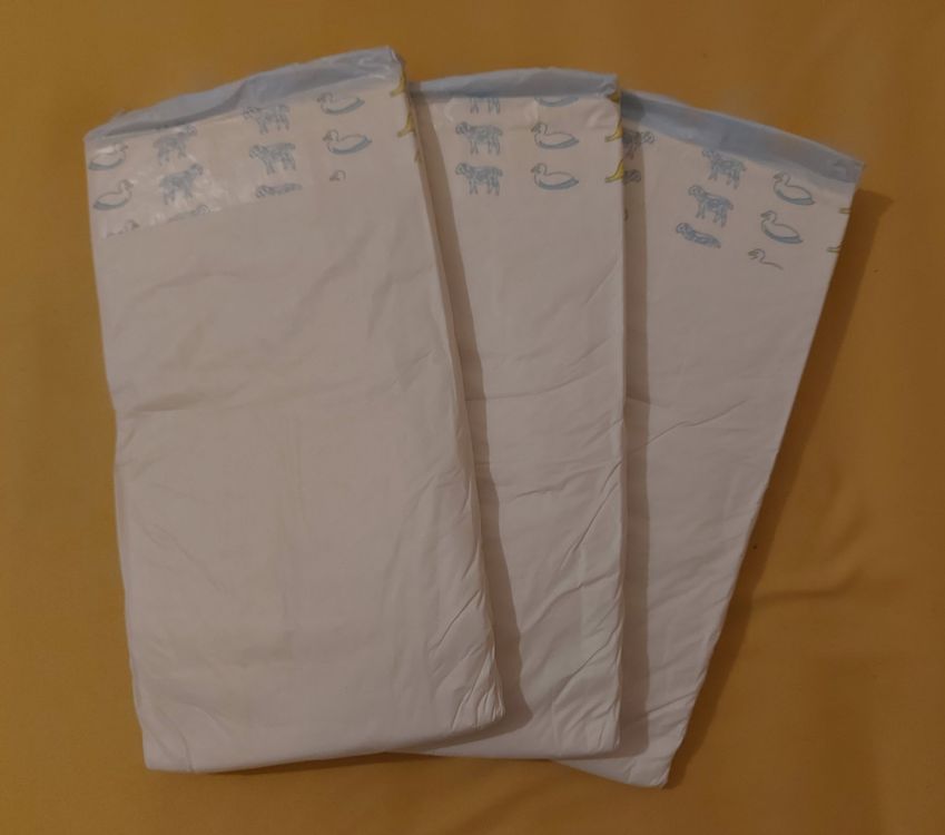 Vintage Plastik Windeln (Neu (gemäss Beschreibung)) in Breitenbach für ...