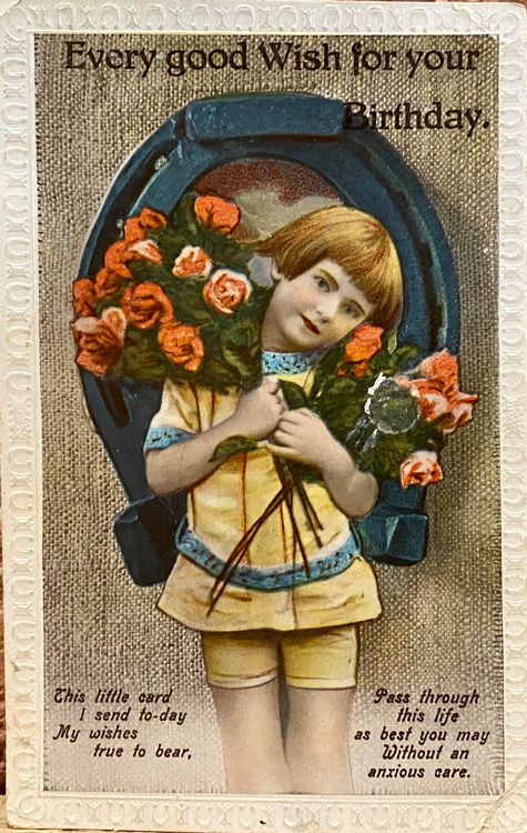 Antike Foto AK Kind - Mädchen im Hufeisen aus England (Gebraucht) in Root für CHF 1 – mit ...