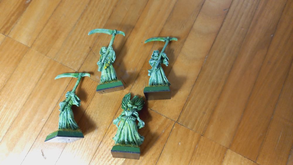 Warhammer AoS / Oldworld Banshee und Cairn Wraith (Gebraucht) in ...