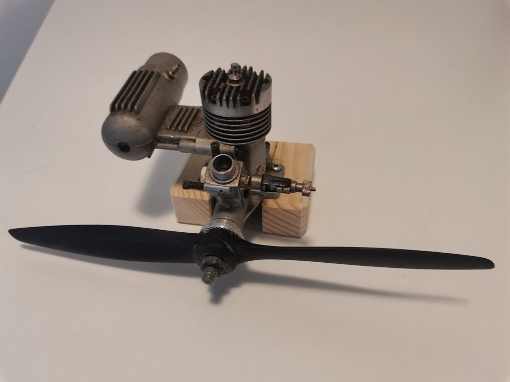 Os Max 20 Nitro Motor (Gebraucht) in Azmoos für CHF 29 – mit Lieferung ...