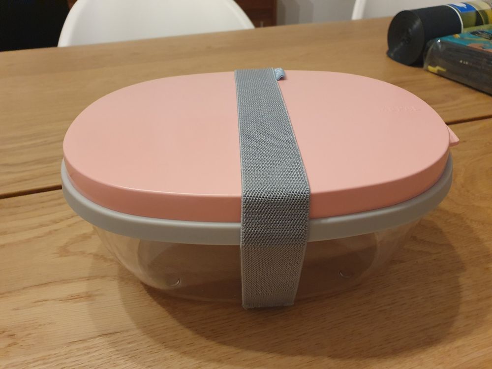 Mepal Tupperware (Neu (gemäss Beschreibung)) in für CHF 5 – mit ...