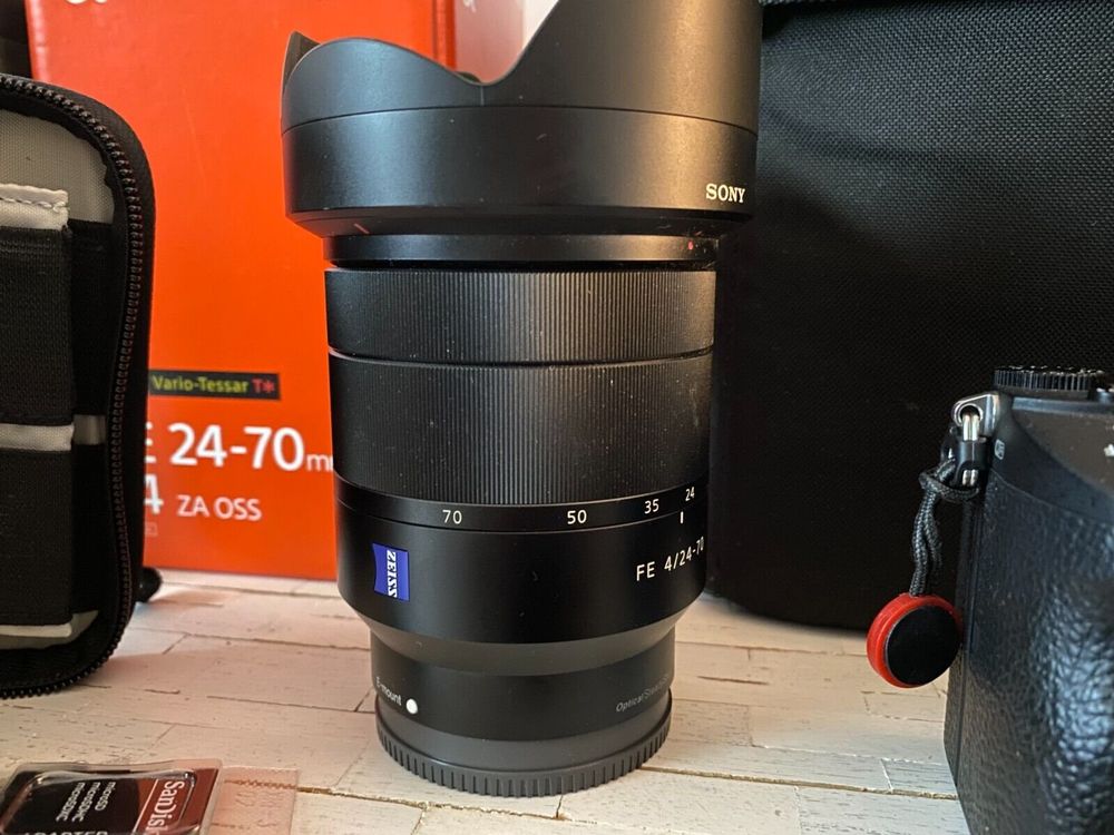 SONY A7III 24MP avec Zeiss FE 24-70 + accessoires | Kaufen auf Ricardo