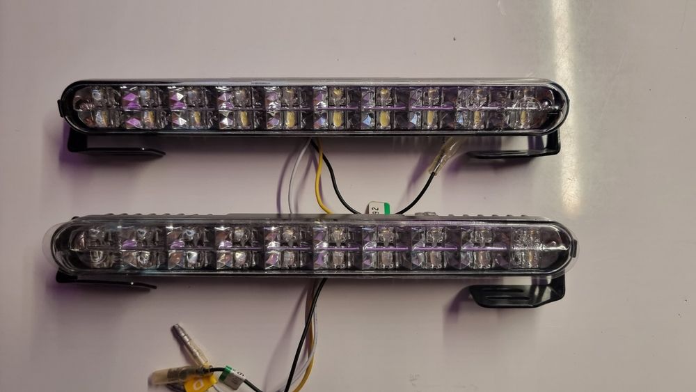 Tagfahrlicht weiss mit Blinker Gelb zum nachrüsten, NEU (Neu und ...