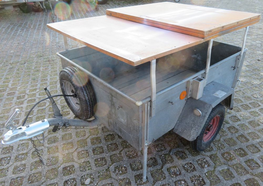 Heinemann Z412 Marktanhänger mit Tisch ab Fr. 50.-- (Gebraucht) in Wichtrach für CHF 50 – nur ...
