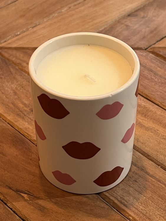 Kuss-Kerze (Vanille Geschmack) (Neu und originalverpackt) in Ebikon für ...