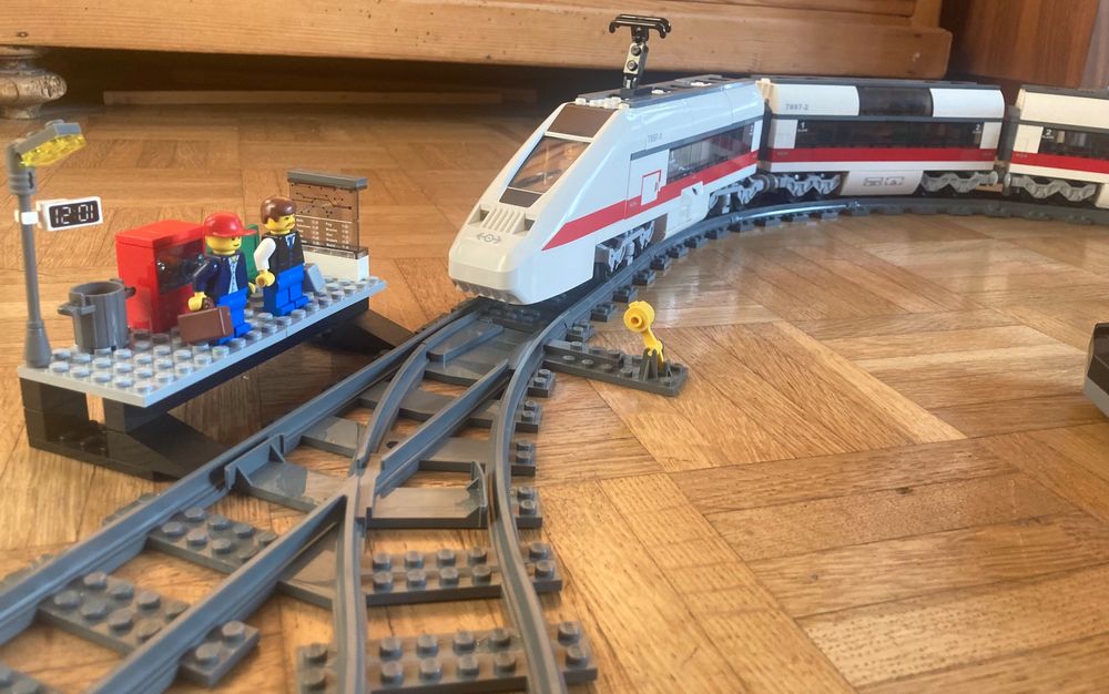 Lego City ICE Passenger Train Set mit Schienen (7897) | Kaufen auf Ricardo