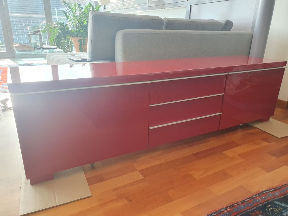 IKEA lowboard TV-Möbel Besta - Rot/Red (Gebraucht) in für CHF 29 – nur ...