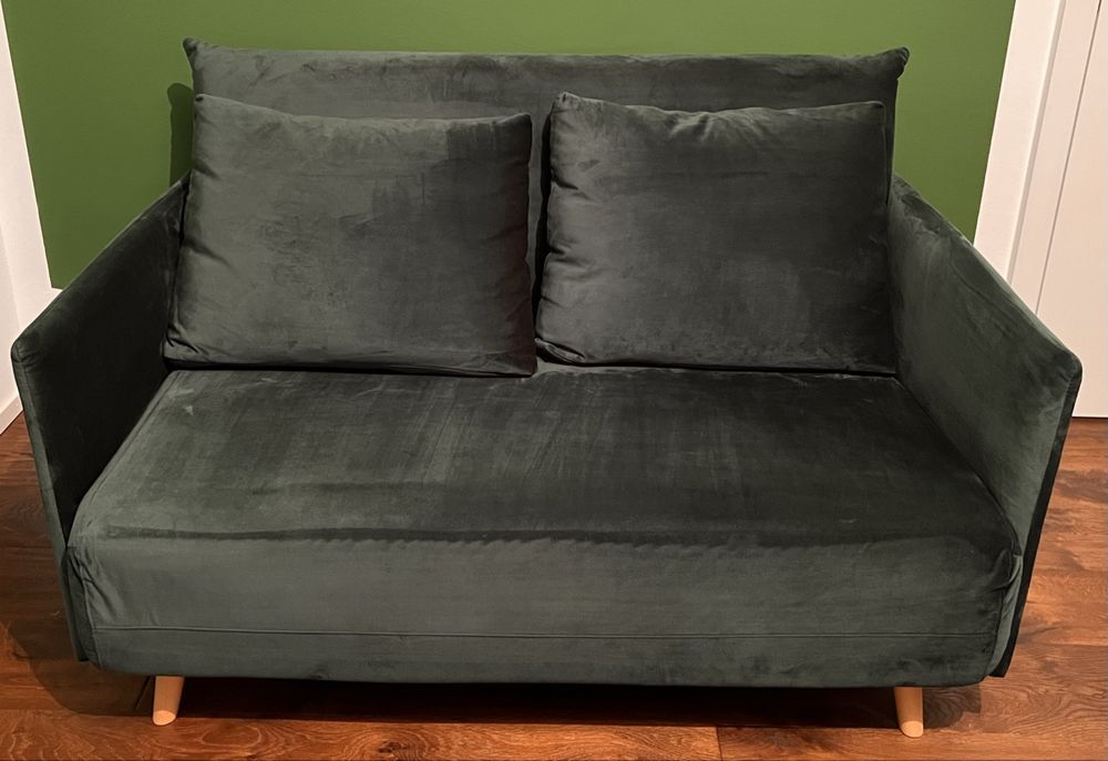 Elegantes Sofa Dunkelgrun Samt Ebenbild
