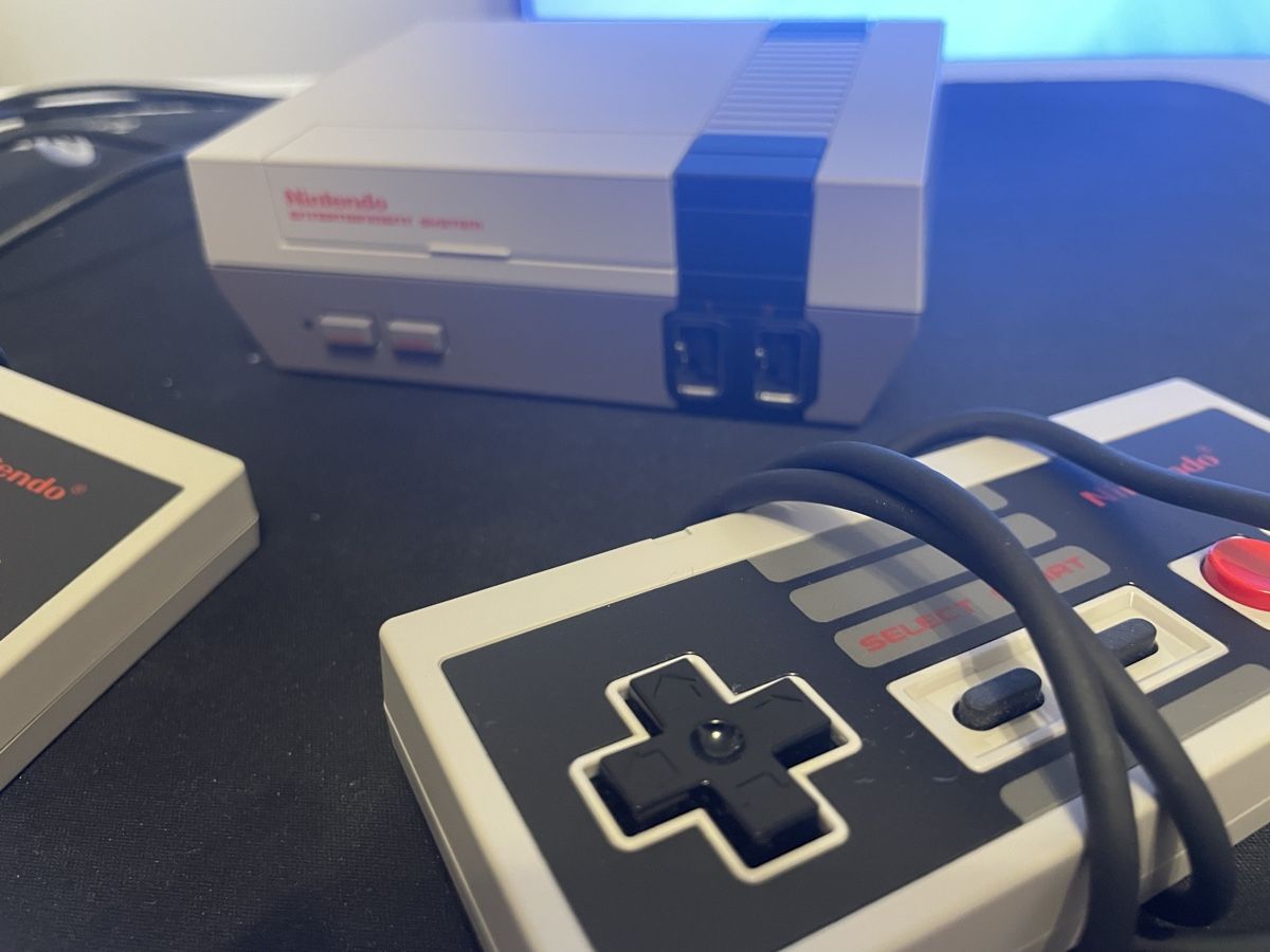 Nintendo Entertainment System NES Classic Mini + Controller (Neu ...