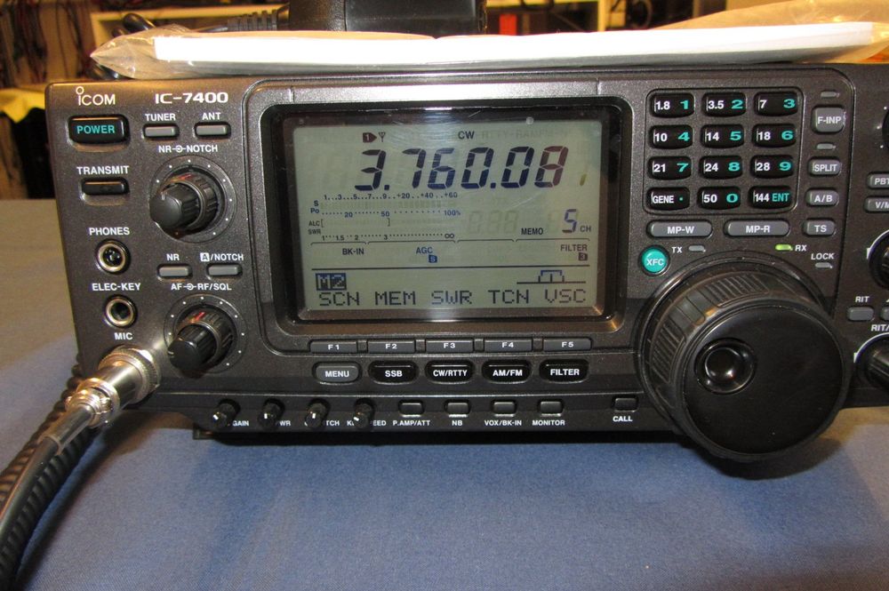ICOM IC-7400 HF 50MHz 144MHz 100W/50W All Mode Transceiver (Gebraucht) in Chur für CHF 534 – mit ...