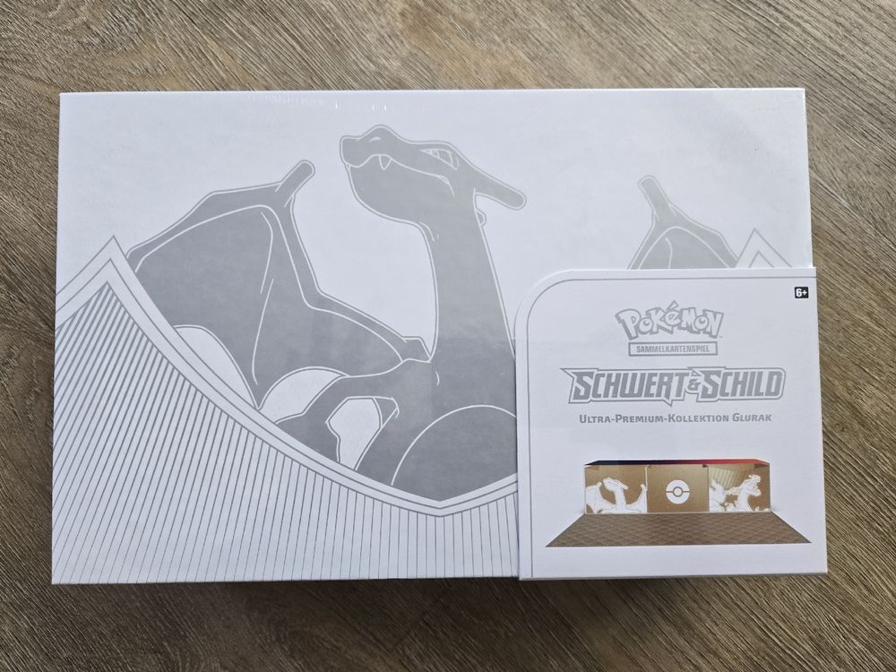 Pokemon Glurak Charizard Ultra Premium Kollektion ab 1.- | Kaufen auf ...