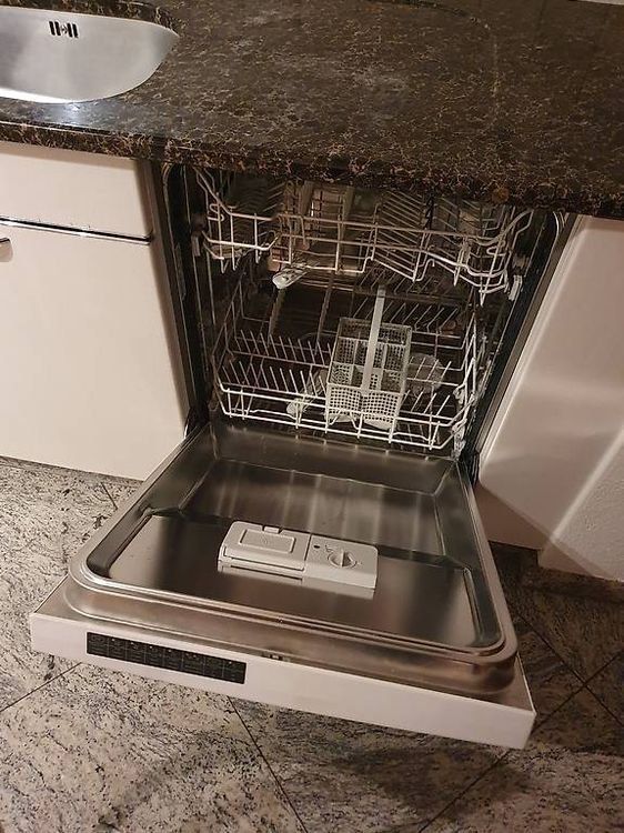 Geschirrspüler VZUG Adora N CH-Norm (55 cm) (Gebraucht) in Niederhasli ...