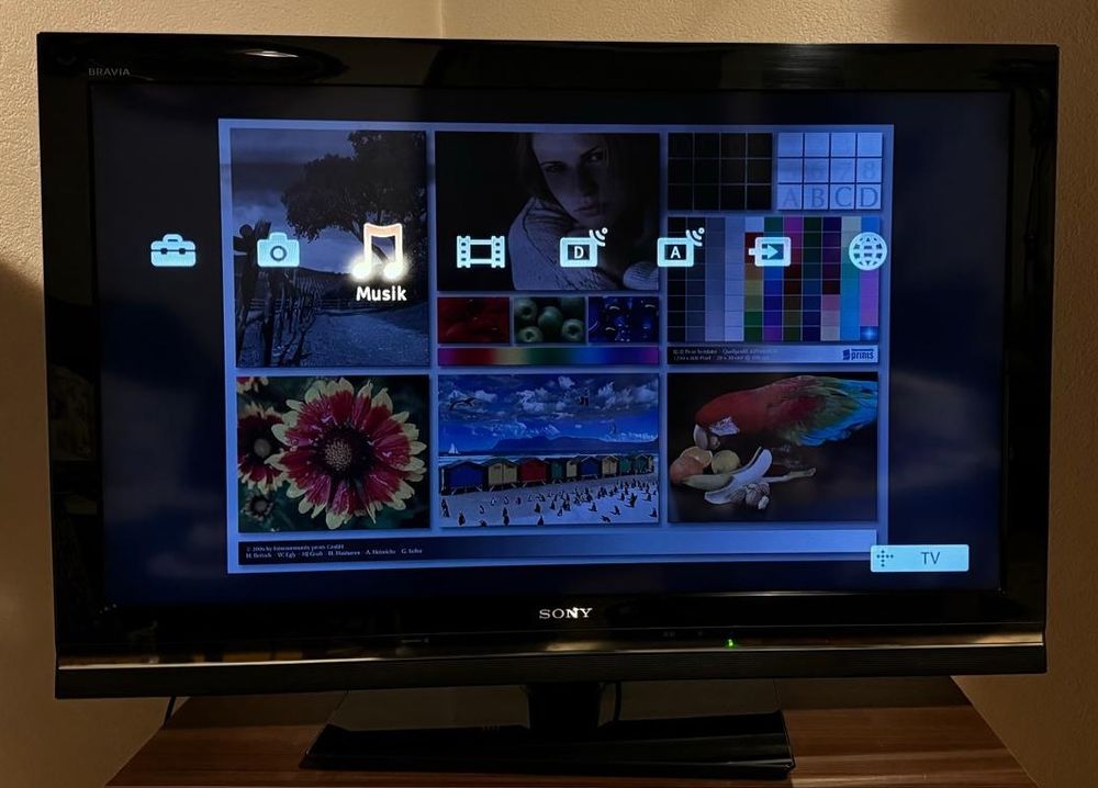 Sony Bravia 3 - 40“ Zoll LCD TV - KDL-40W5500 Full HD (Gebraucht) in ...