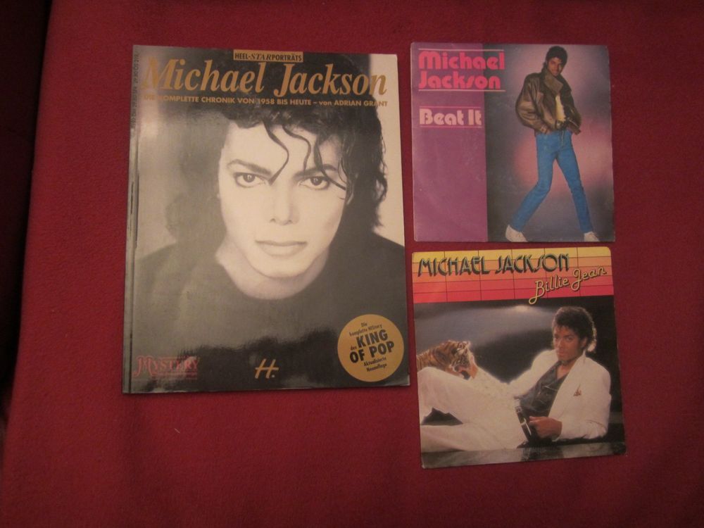 Michael Jackson - 2 x BIOGRAFIE + 3 X Singles (Gebraucht) in Volketswil für CHF 24.9 – mit ...