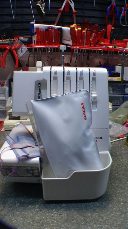 Bernina 800DL-Frisch ab Service-Garantie (Gebraucht) in Berlingen für ...