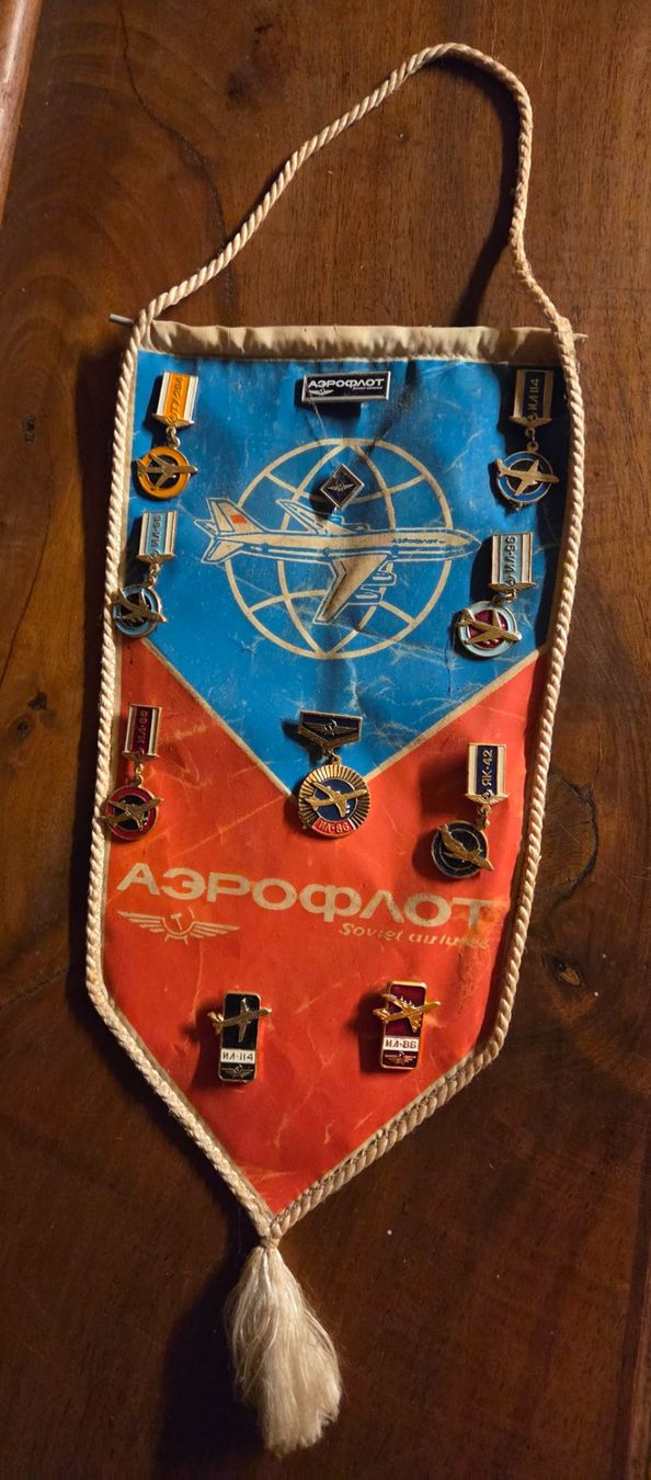 10 pin's "avions divers" Aeroflot époque soviétique (D'occasion) à ...