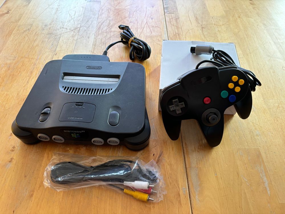 Nintendo 64 Konsole mit Expansion Pak (D'occasion) à Frenkendorf pour ...