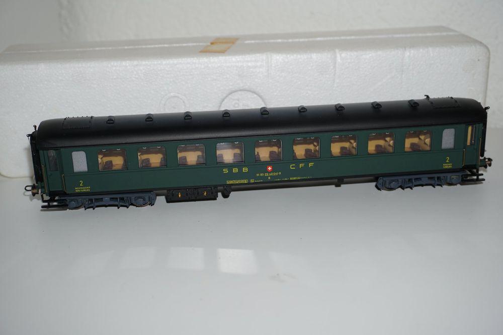 Metropolitan 7070 - SBB RIC B 2.Klasse Personenwagen H0/DC (Gebraucht) in Matten b. Interl für ...