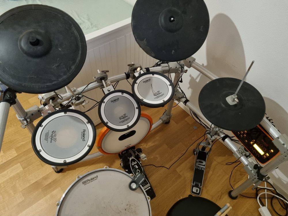 Schlagzeug E - Drum Set Roland inkl. 2BOX DRUM IT FIVE Modul | Kaufen auf Ricardo