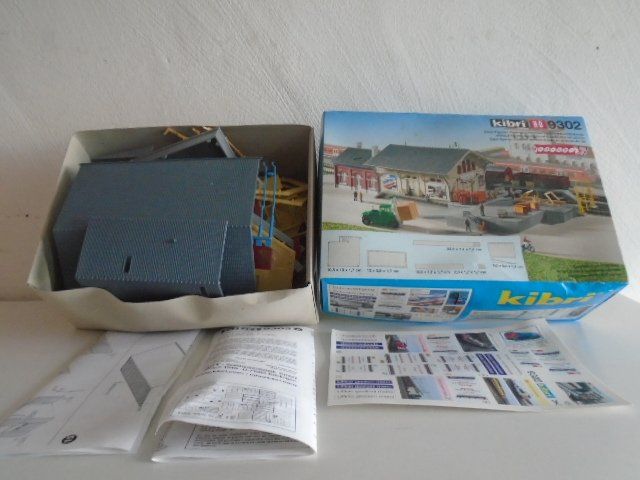 Kibri H0: Ungebauter Bausatz "Güterabfertigung", 9302, OVP (Gebraucht ...