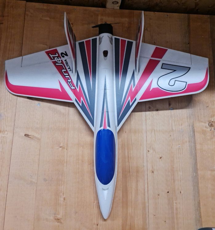 Multiplex FunJet ULTRA 2 / 2W20 Motor / Servos Hitec HS 65MG (Gebraucht ...