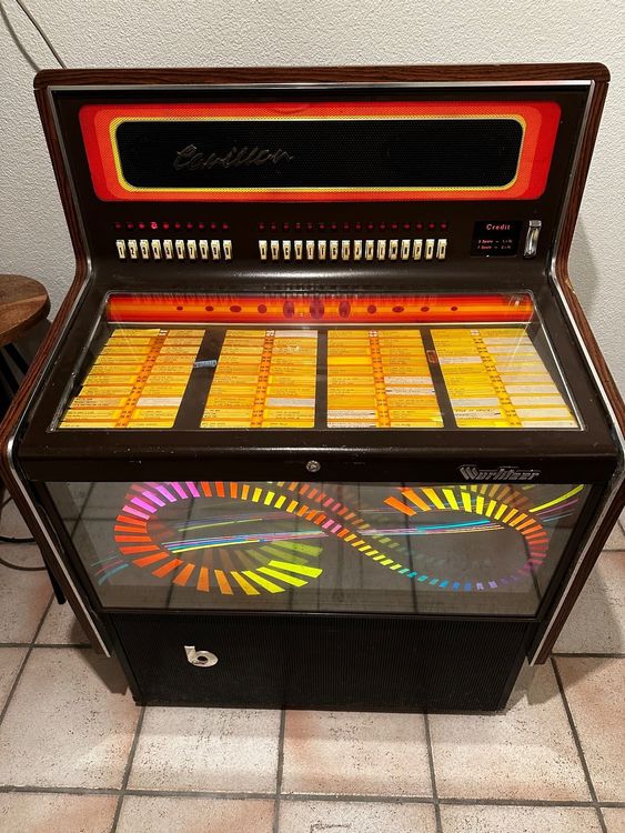 Wurlitzer Musikbox als Deko oder zum Aufbereiten (Defekt) in Winterthur ...
