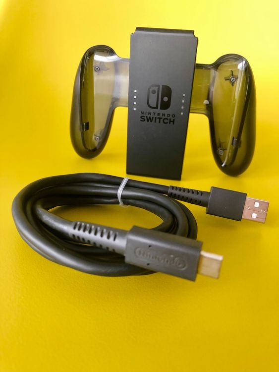 Joy-con charging grip - Nintendo Switch | Kaufen auf Ricardo Joy-con charging grip - Nintendo Switch | Kaufen auf Ricardo
