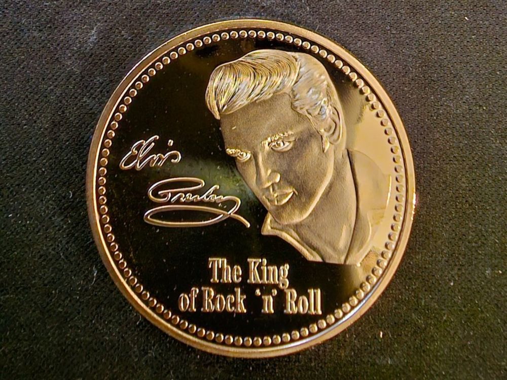 Medaille Elvis Presley The King of Rock'n'Roll 1935-1977 (Neu (gemäss Beschreibung)) in Melchnau ...
