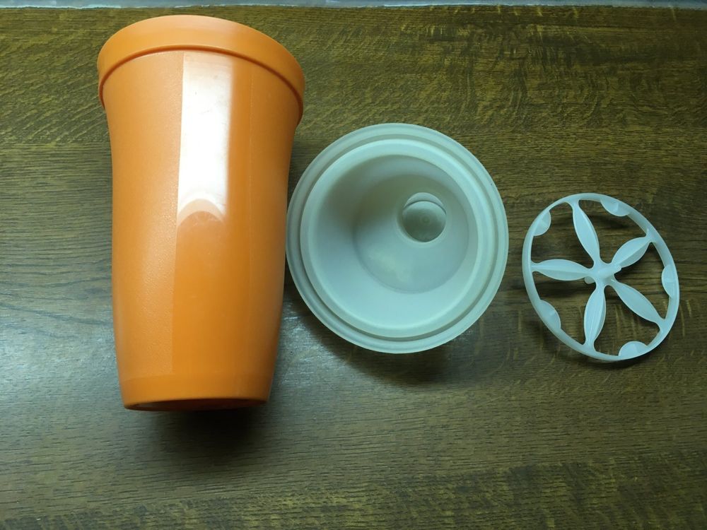 Vintage Tupperware 564 Quick Shake Mixer - Occasion (Gebraucht) in ...