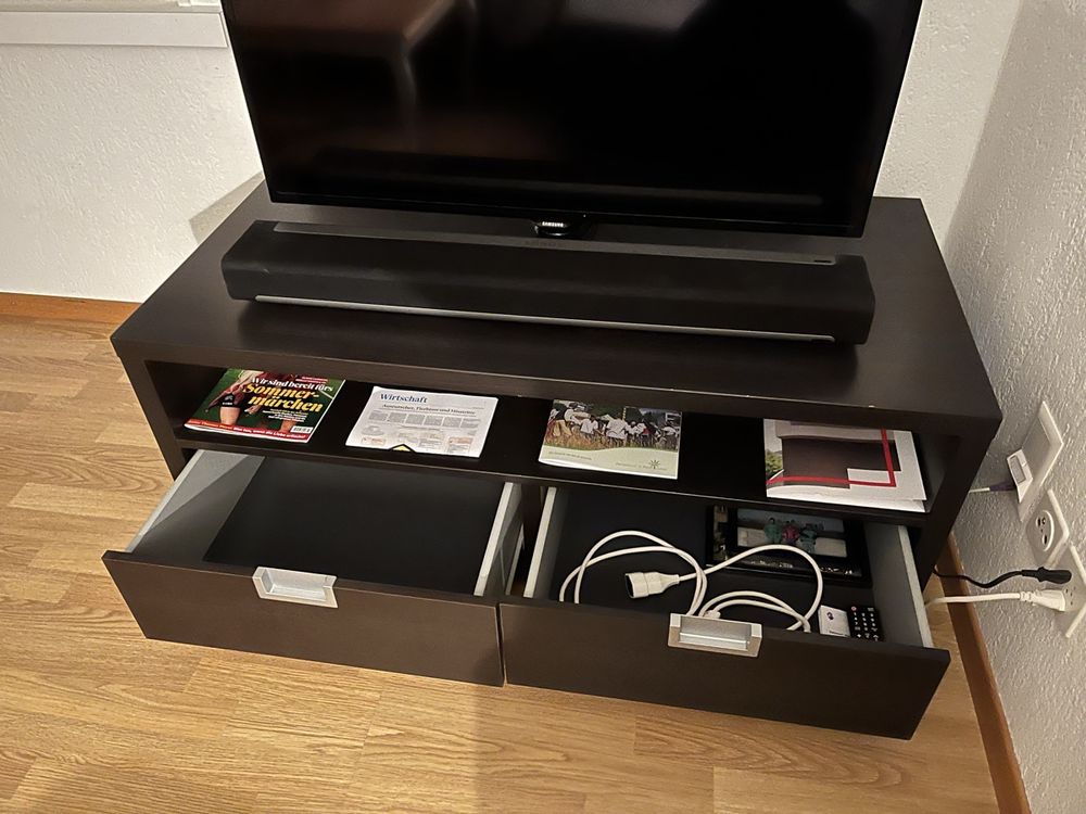 Praktisches TV-Möbel/Lowboard in Dunkelbraun gut erhalten (Gebraucht ...