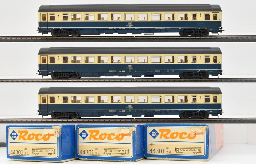 Roco 3x 44301 Personenwagen der DB, H0 GS mit OVP (Gebraucht) in St ...