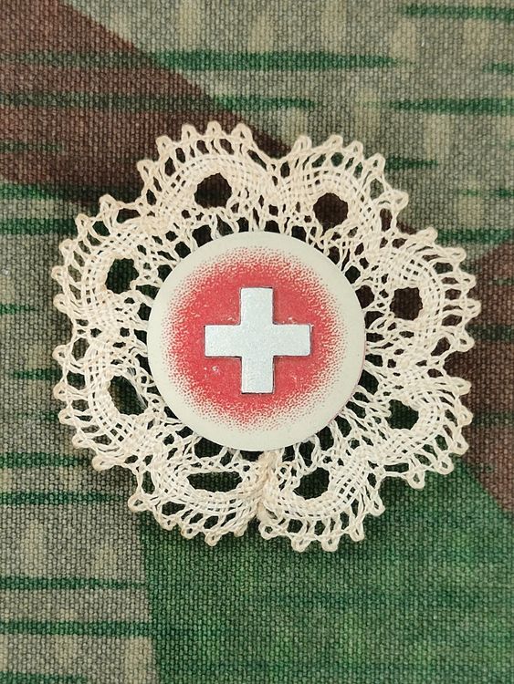 1. August Abzeichen 1942 (Gebraucht) in Bauma für CHF 5.5 – mit Lieferung auf Ricardo kaufen