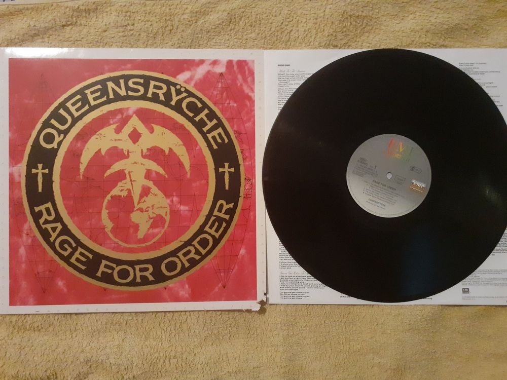 Queensrÿche – Rage For Order | Kaufen auf Ricardo