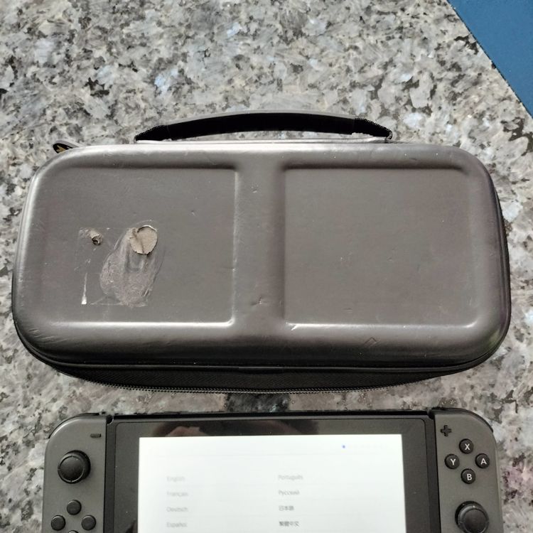 Nintento Switch inkl. Zubehör und 2 Spielen ab CHF 1.- | Kaufen auf Ricardo