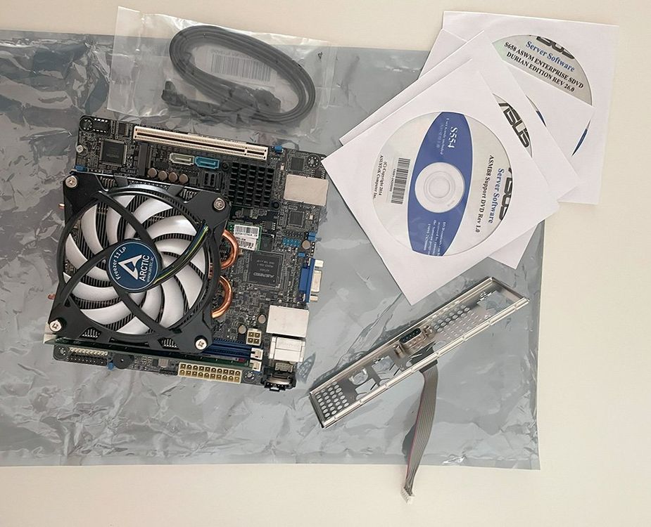 Server / Workstation SET Mainboard CPU Ram mini ITX (Gebraucht) in ...